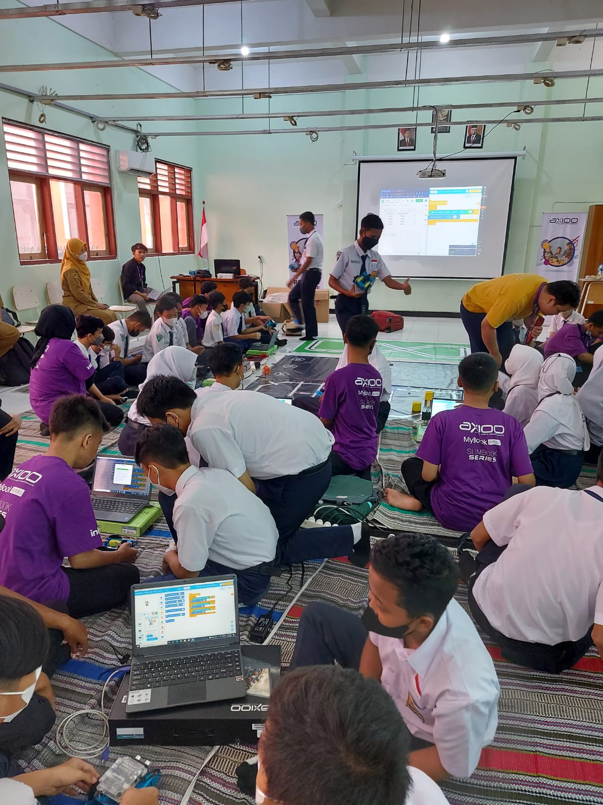 Jurusan TKJ SMK PGRI 1 Ngawi Menjadi Tutor dengan berbagai SMP dalam ...